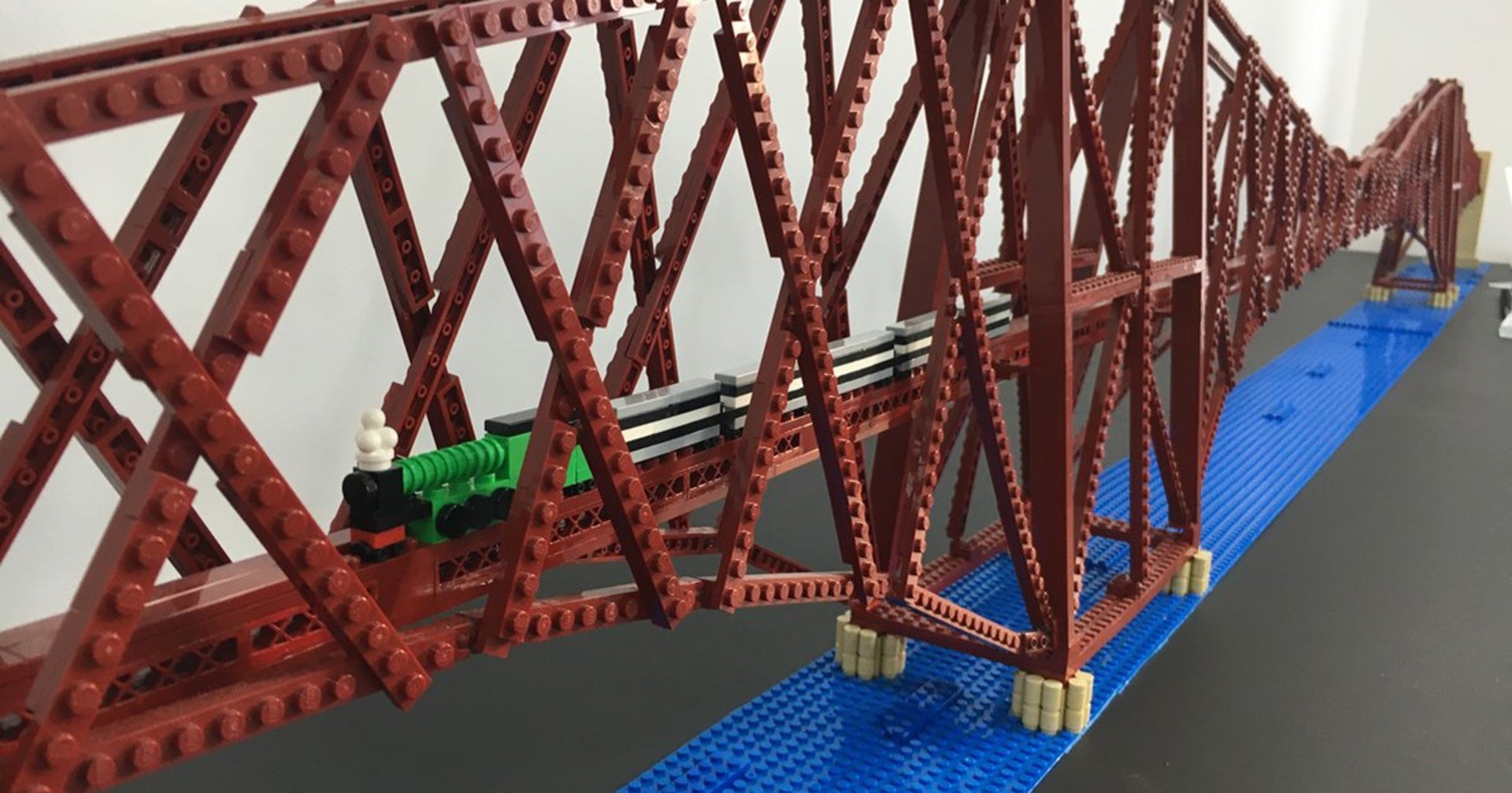 Lego Forth Bridge Idea Achieves 10,000 Supporters
