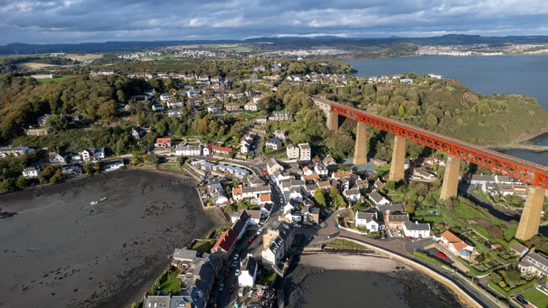 Forth Bridges Lighthouse Museum