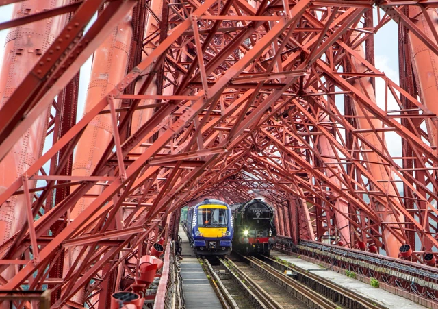 Forth Bridges Itineraries