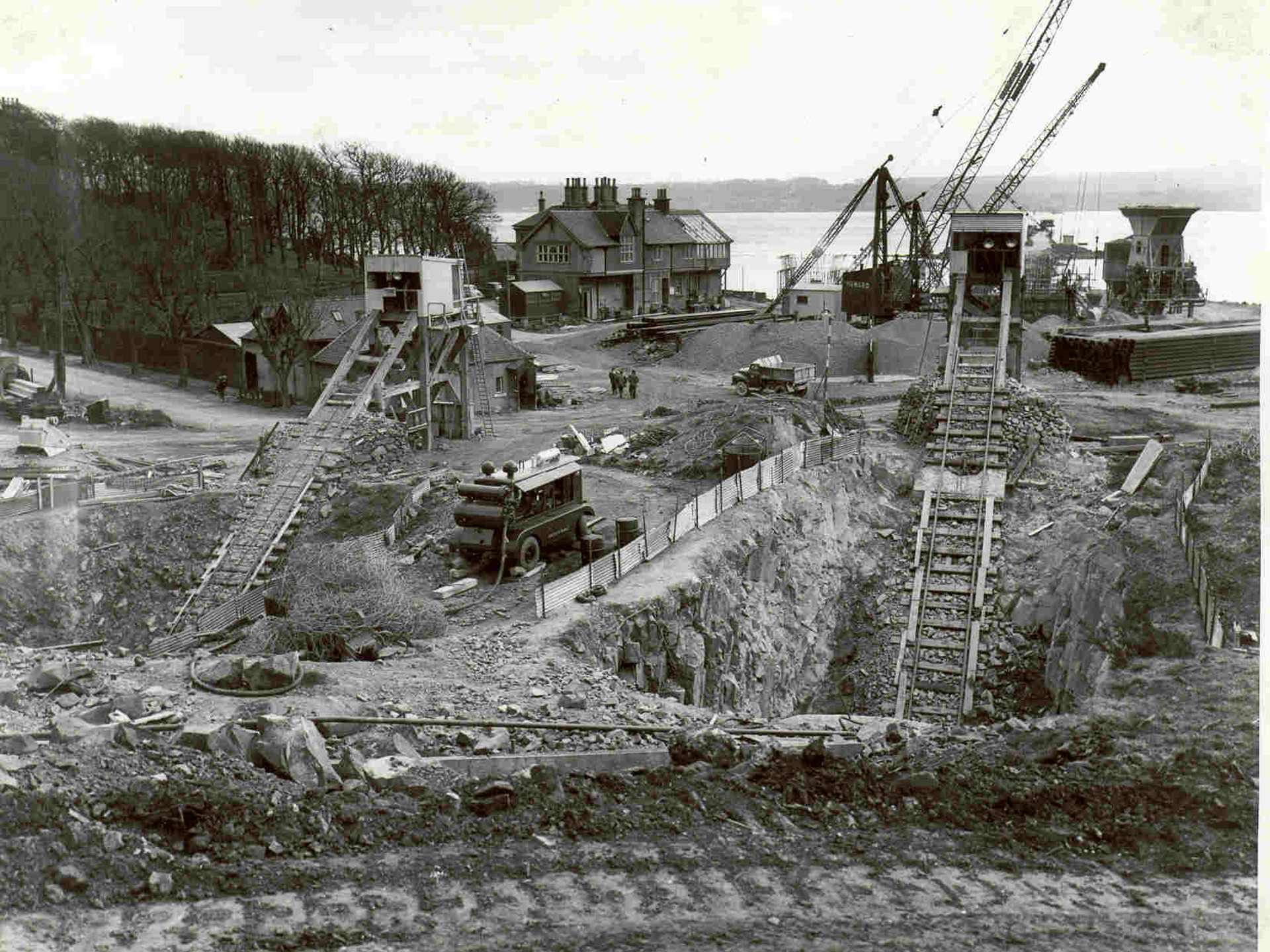 Forth Road Bridge Construction Gallery